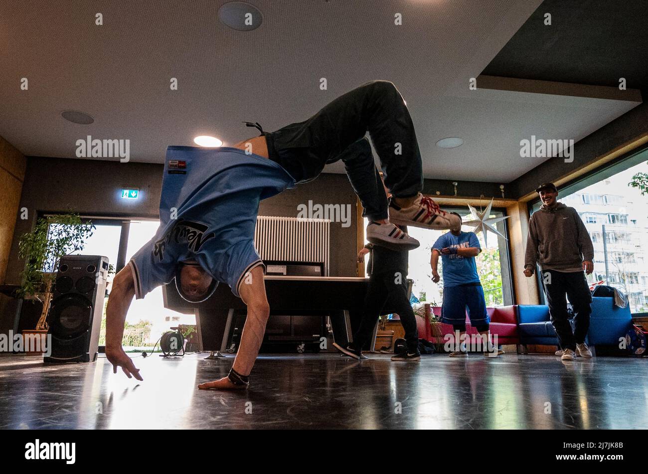Youth olympic games breakdance hi-res stock photography and images - Alamy