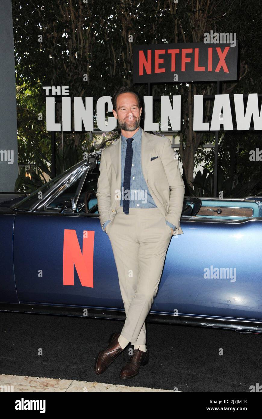Los Angeles, CA. 9th May, 2022. Chris Diamantopoulos at arrivals for ...