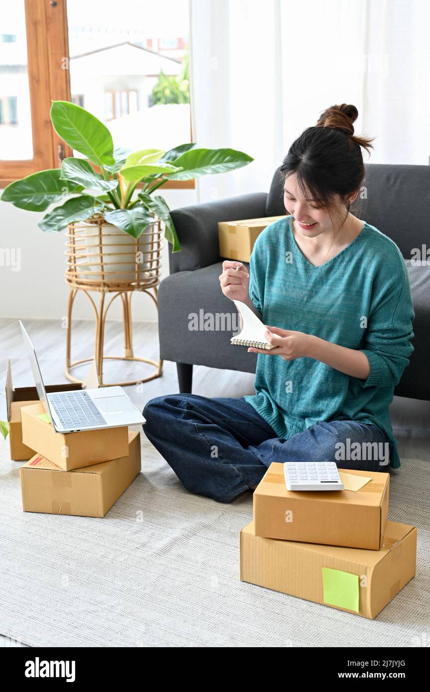 Portrait, Beautiful Asian millennial woman business startup ...