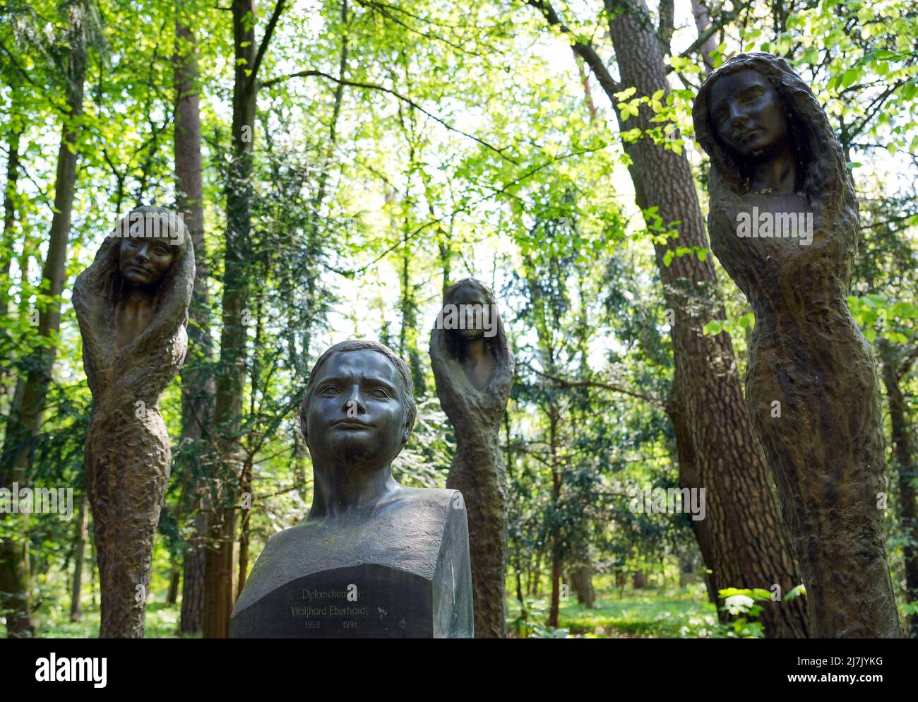 02 May 2022, Brandenburg, Stahnsdorf: The grave site for Eberhardt, a ...