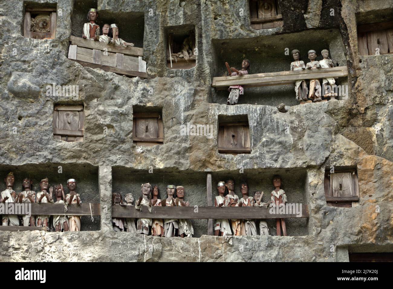 Traditional toraja sculptures hi-res stock photography and images - Alamy
