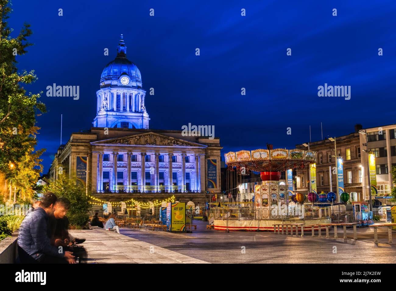 Blue hour photograph of Nottingham Council House Stock Photo - Alamy