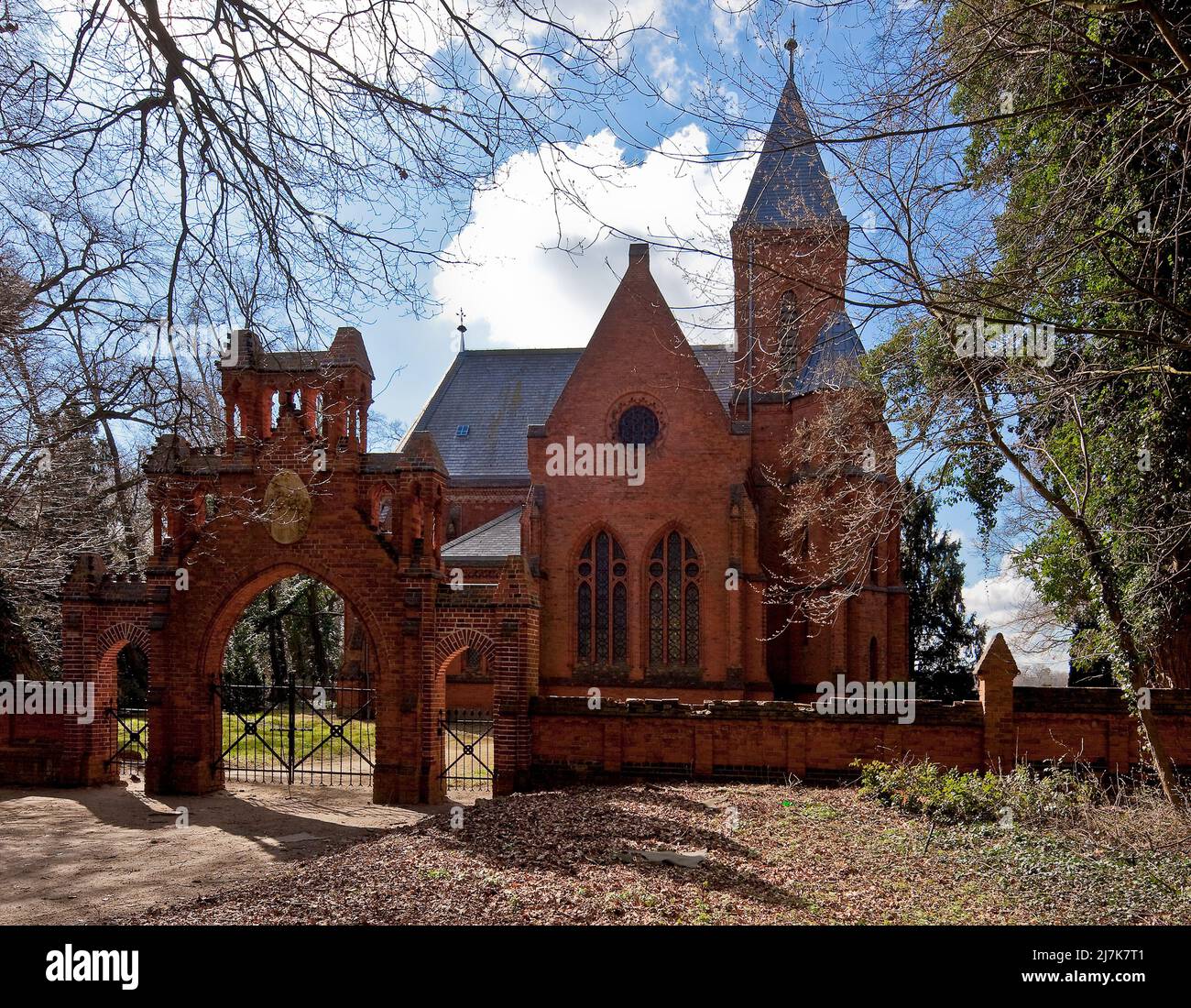 Vollenschier Altmark ehem Gutskirche und Friedhofstor 74726 Ansicht von ...