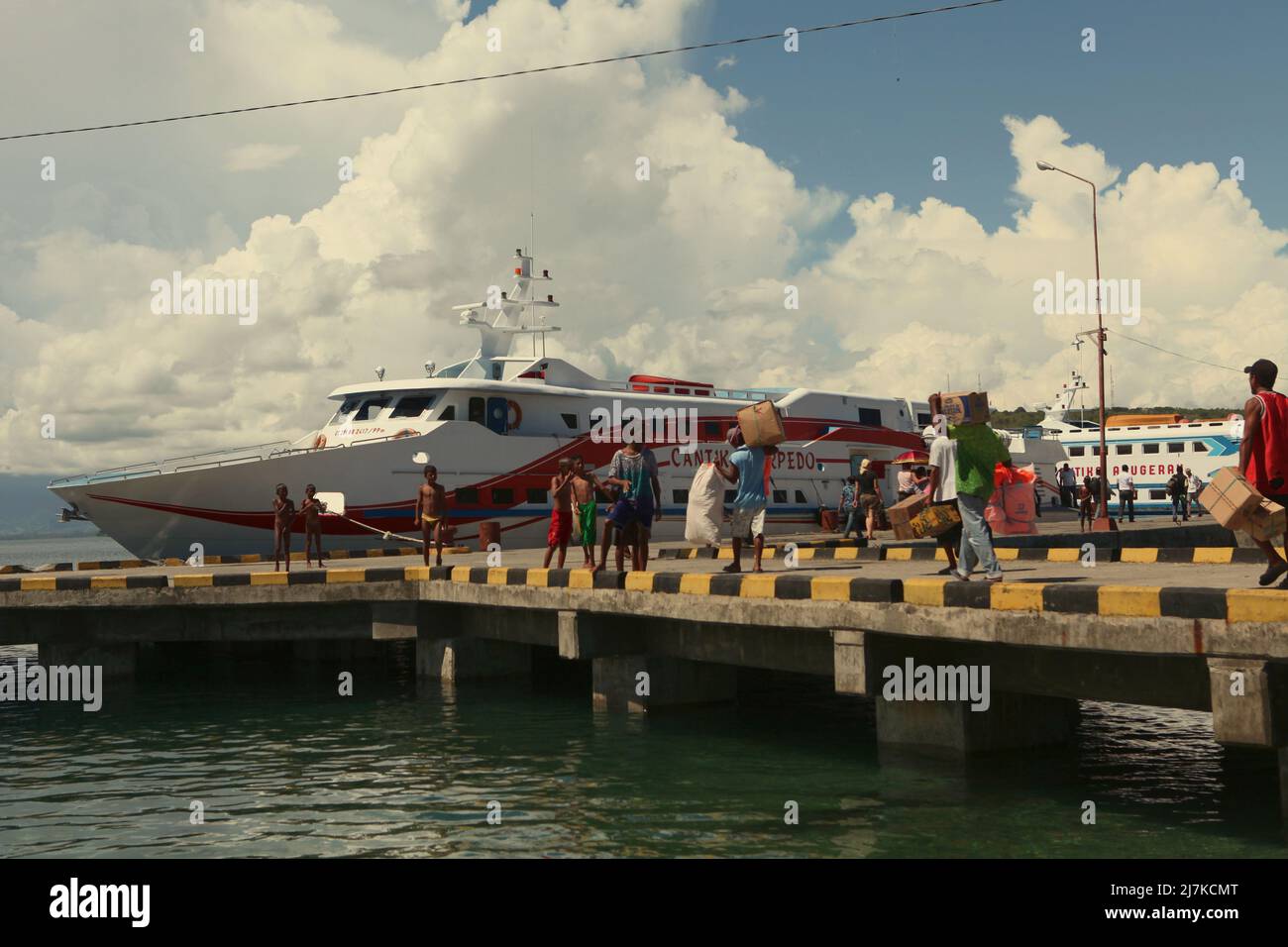 Masohi hi-res stock photography and images - Alamy