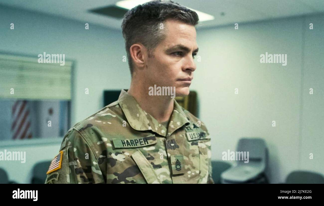 The contractor 2022 chris pine hi-res stock photography and images - Alamy
