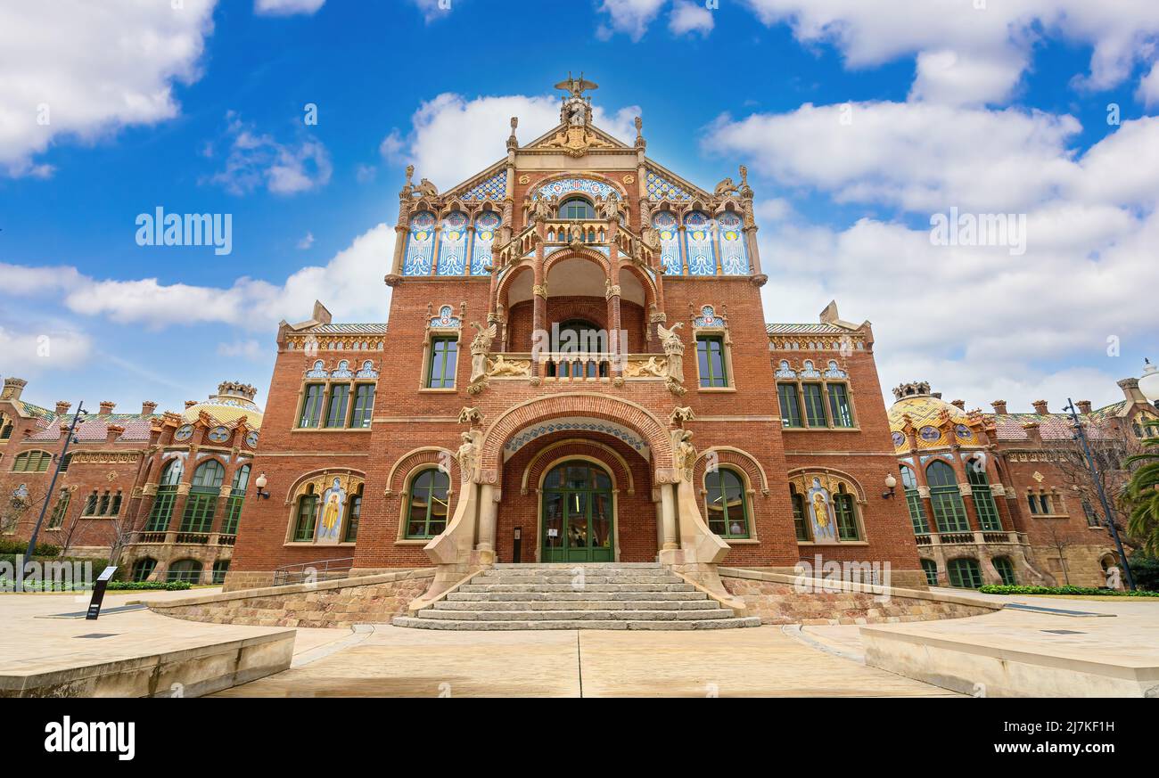 Hospital art nouveau de sant pau hi-res stock photography and images ...