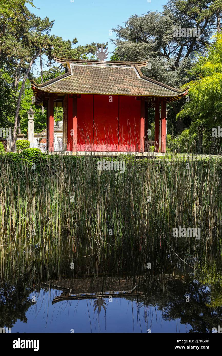 Indochinese memorial temple hi-res stock photography and images - Alamy