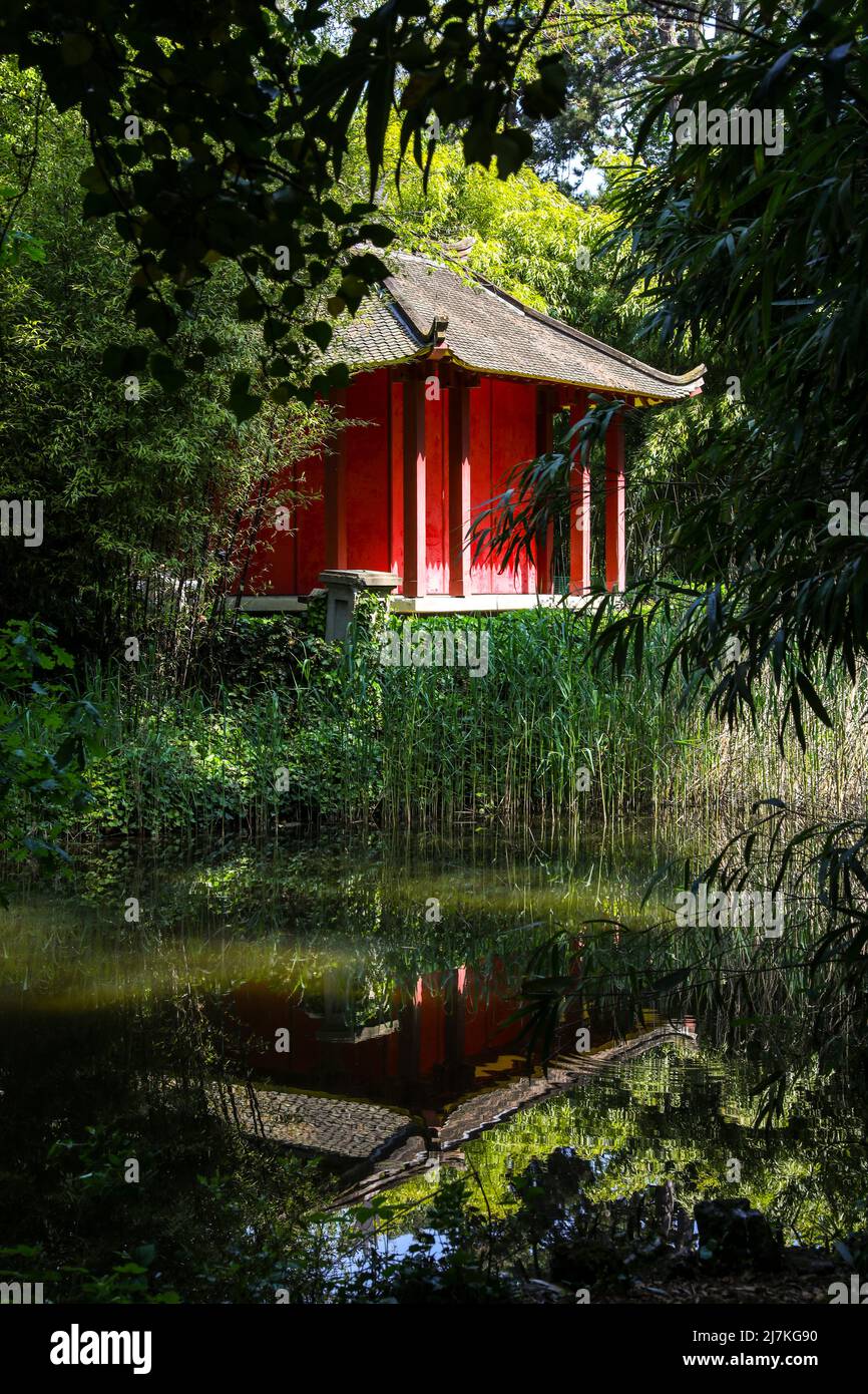 Indochinese memorial temple hi-res stock photography and images - Alamy