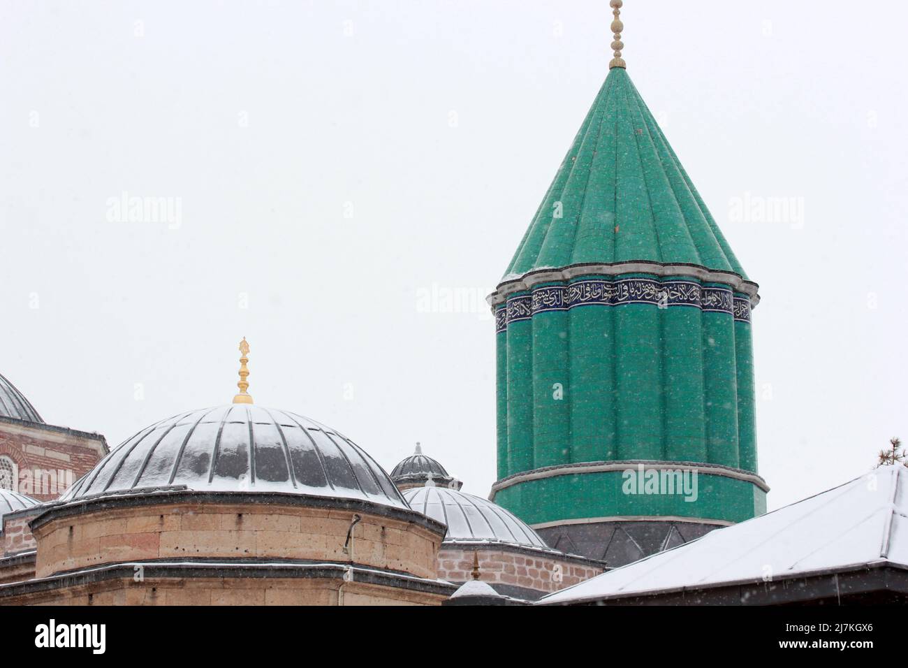 Rumi tomb hi-res stock photography and images - Alamy