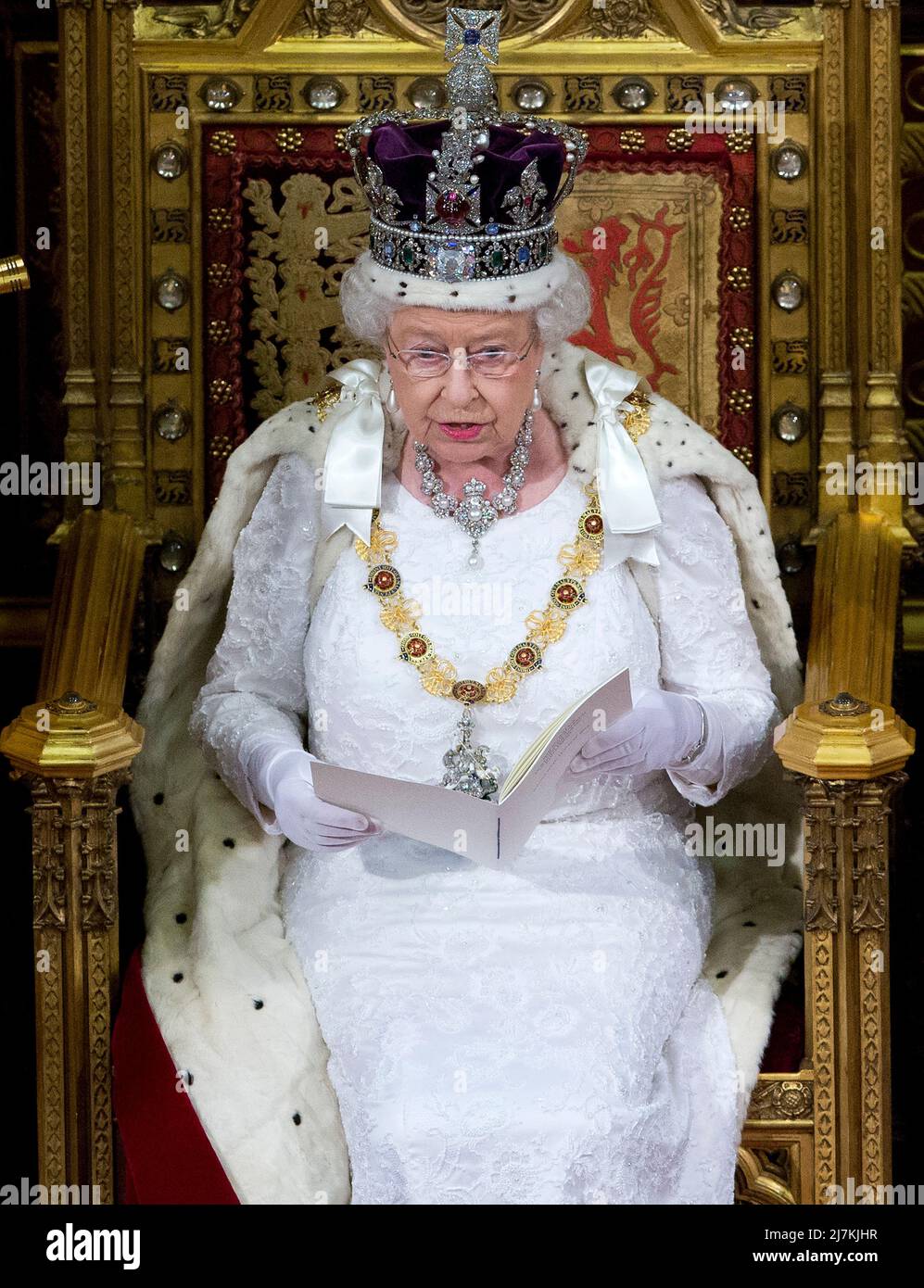 Britain's Queen Elizabeth II reads the Queens Speech in the House of ...