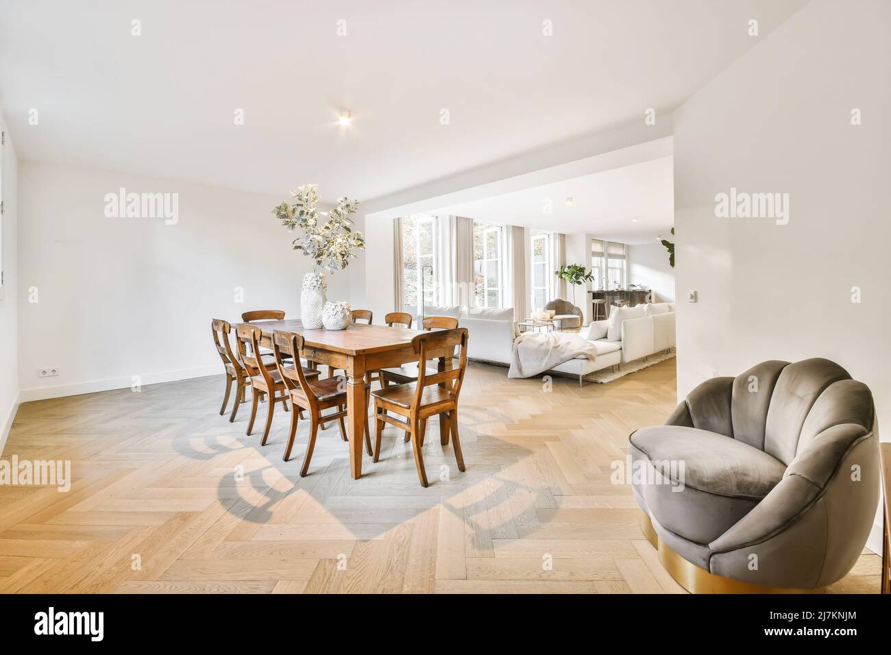 Interior of spacious contemporary living room with large comfortable ...