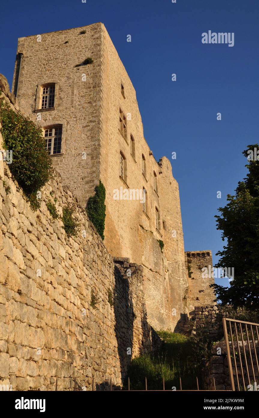 Castle of Lacoste medieval village in the Luberon known for its castle ...