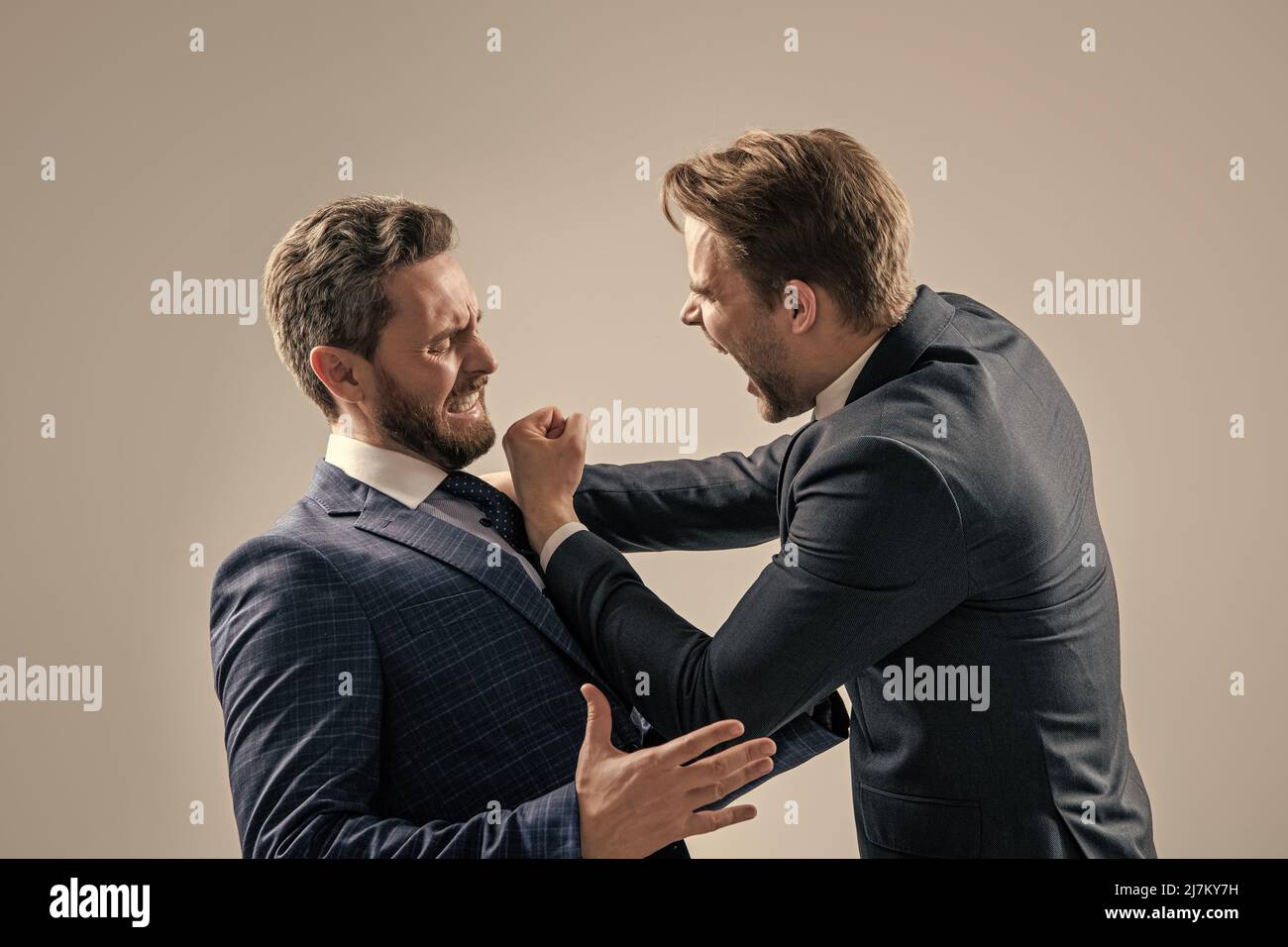 Two men shouting at each other hi-res stock photography and images - Alamy
