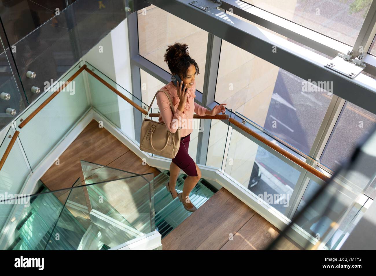 Office worker steps hi-res stock photography and images - Alamy