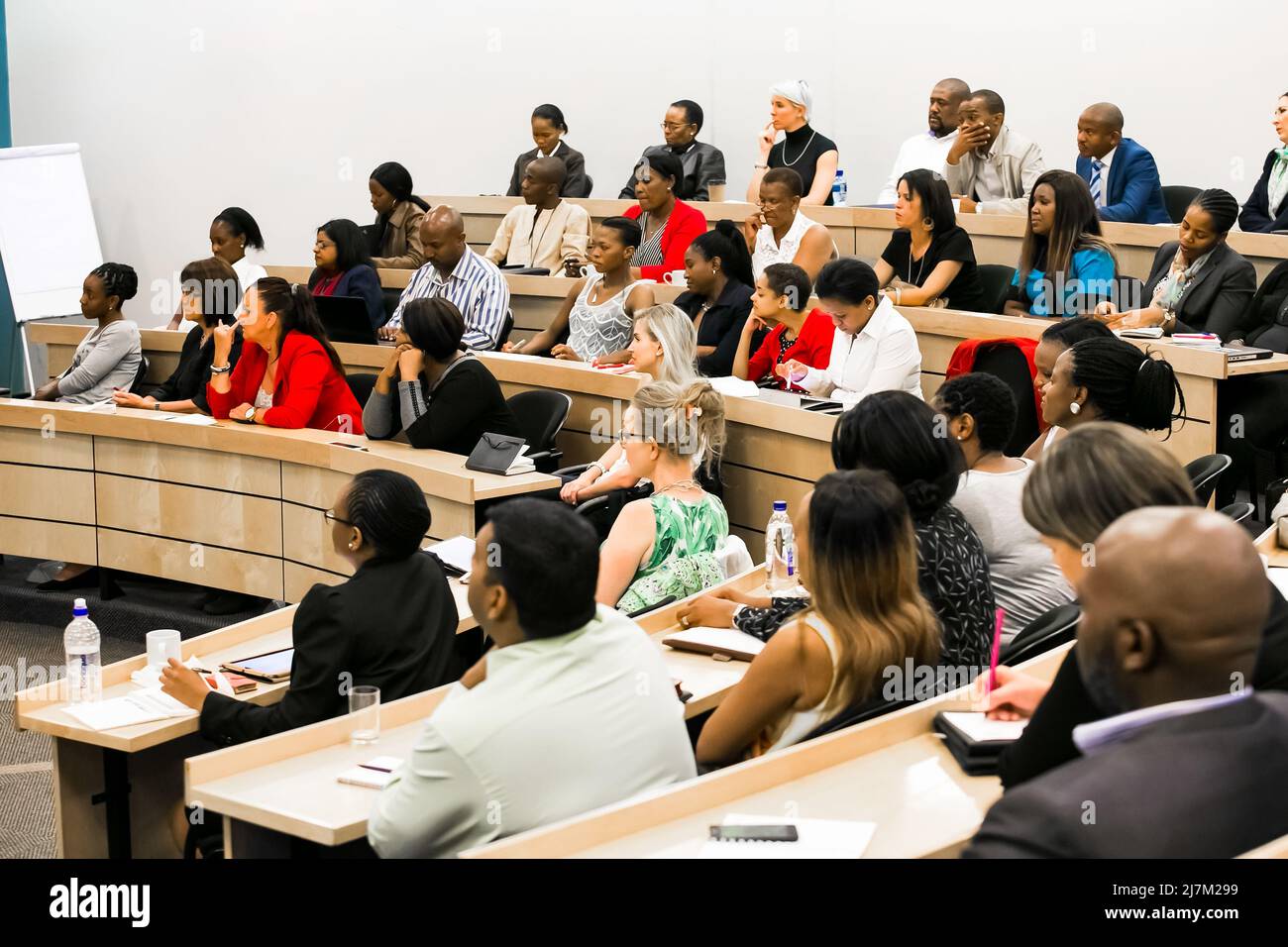 Diversity at university auditorium hi-res stock photography and images ...