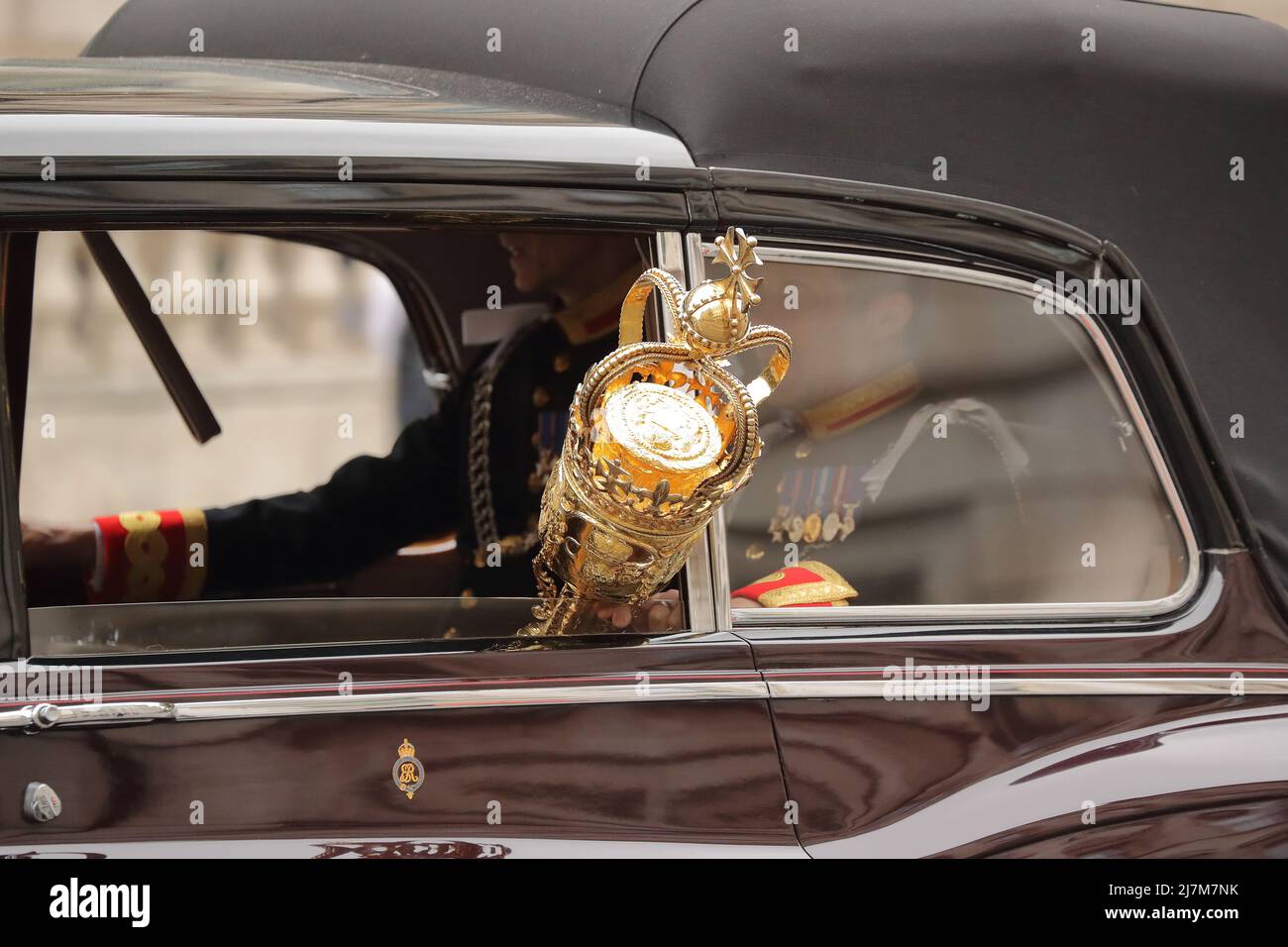 Ceremonial mace westminster hi-res stock photography and images - Alamy