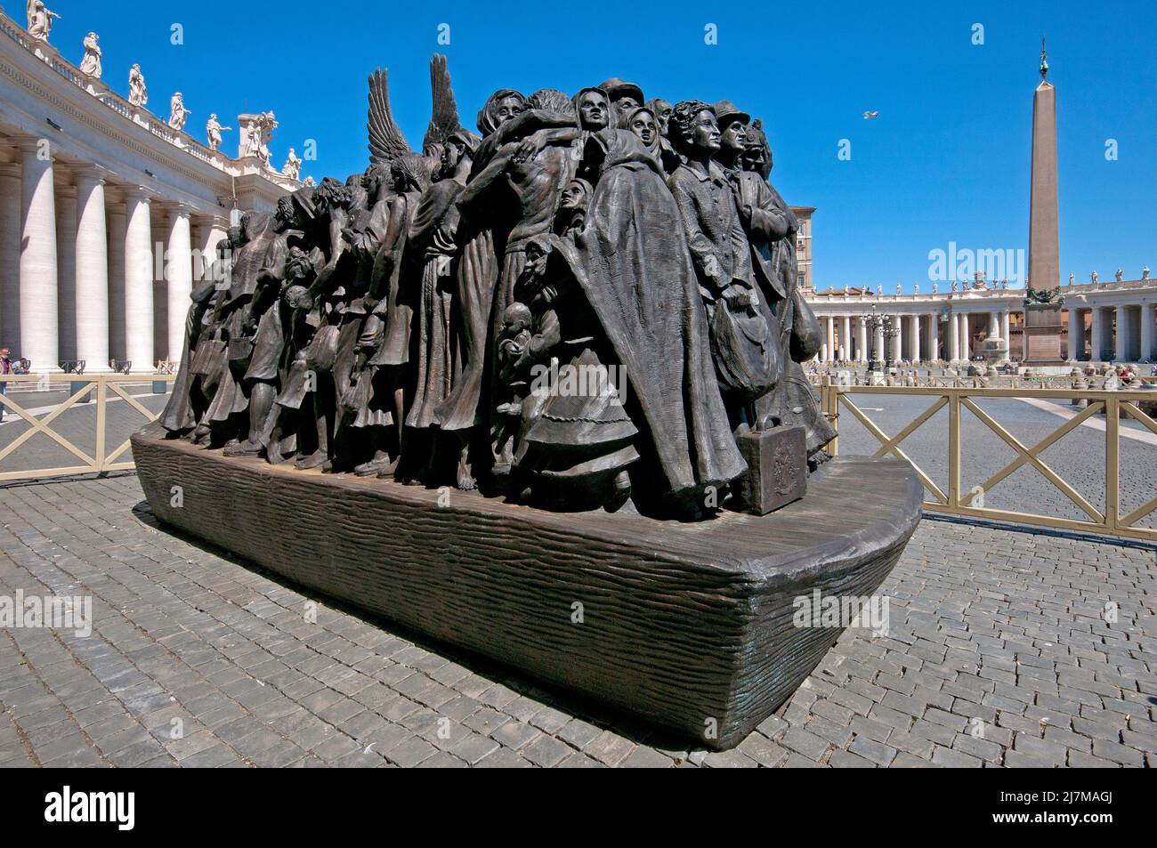 "Unaware Angels" (boat of migrants) sculpture by the canadian artist ...