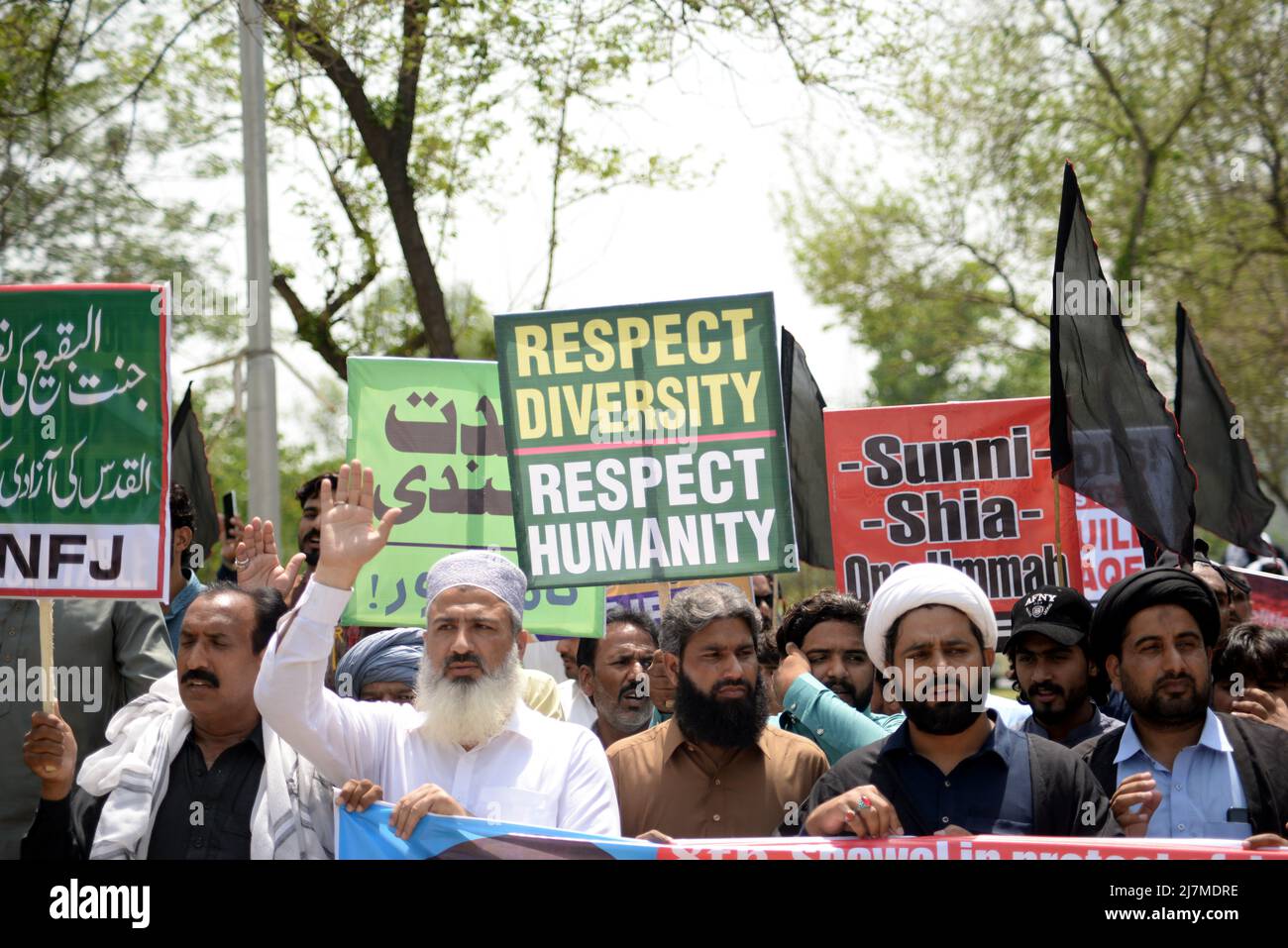 Islamabad, Pakistan. 10th May, 2022. Supporters of Tehreek-e-Nifaaz ...