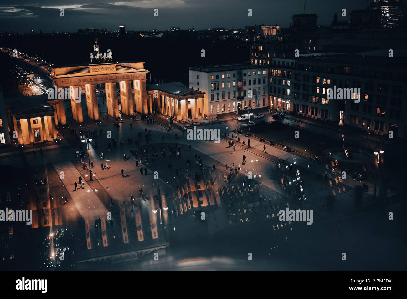Neoclassical architecture brandenburg gate hi-res stock photography and ...