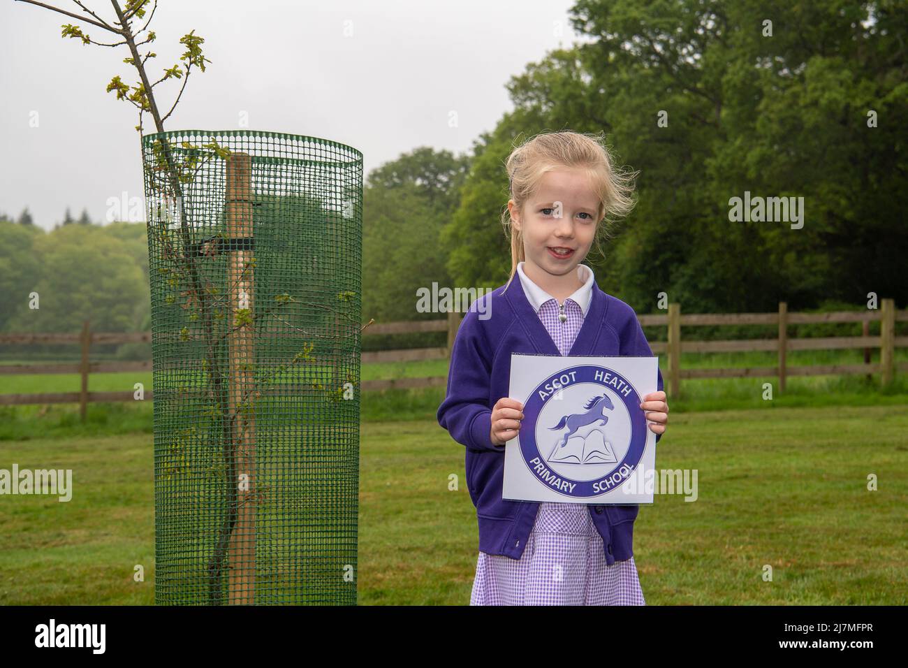 Ascot, Berkshire, UK. 10th May, 2022. Malin aged 4 from Ascot Heath ...