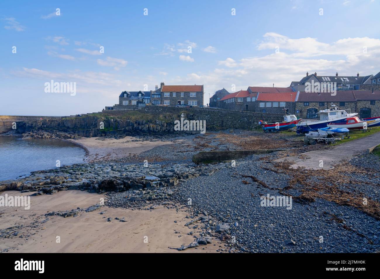 Northumbrian coastal village hi-res stock photography and images - Alamy
