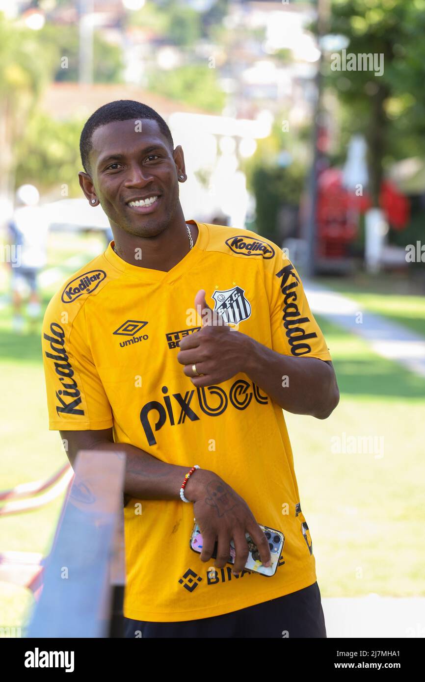 SP - Santos - 05/10/2022 - SANTOS FC, BRYAN ANGULO COLECTIVE - Bryan ...