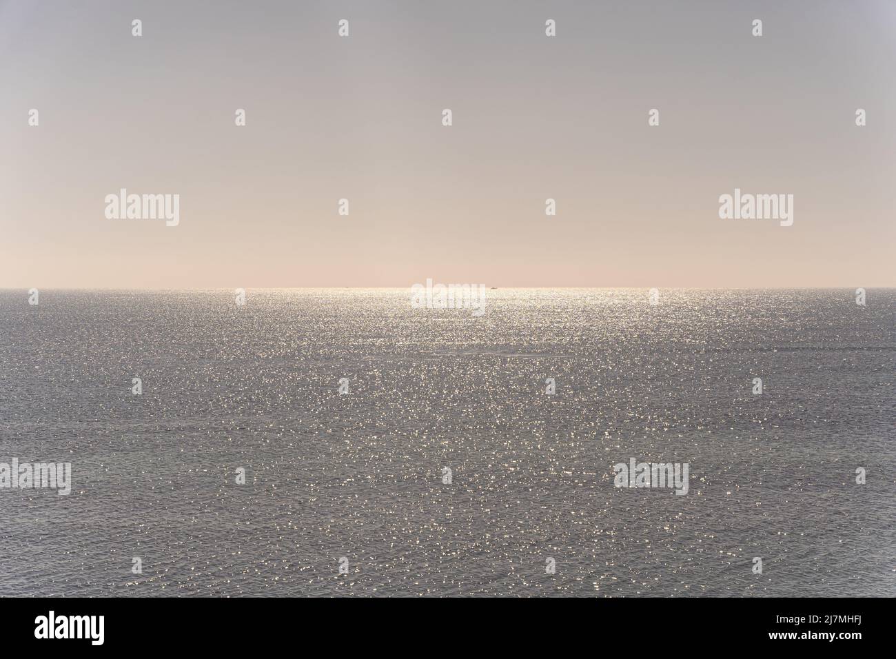 Beautiful ripples hi-res stock photography and images - Alamy