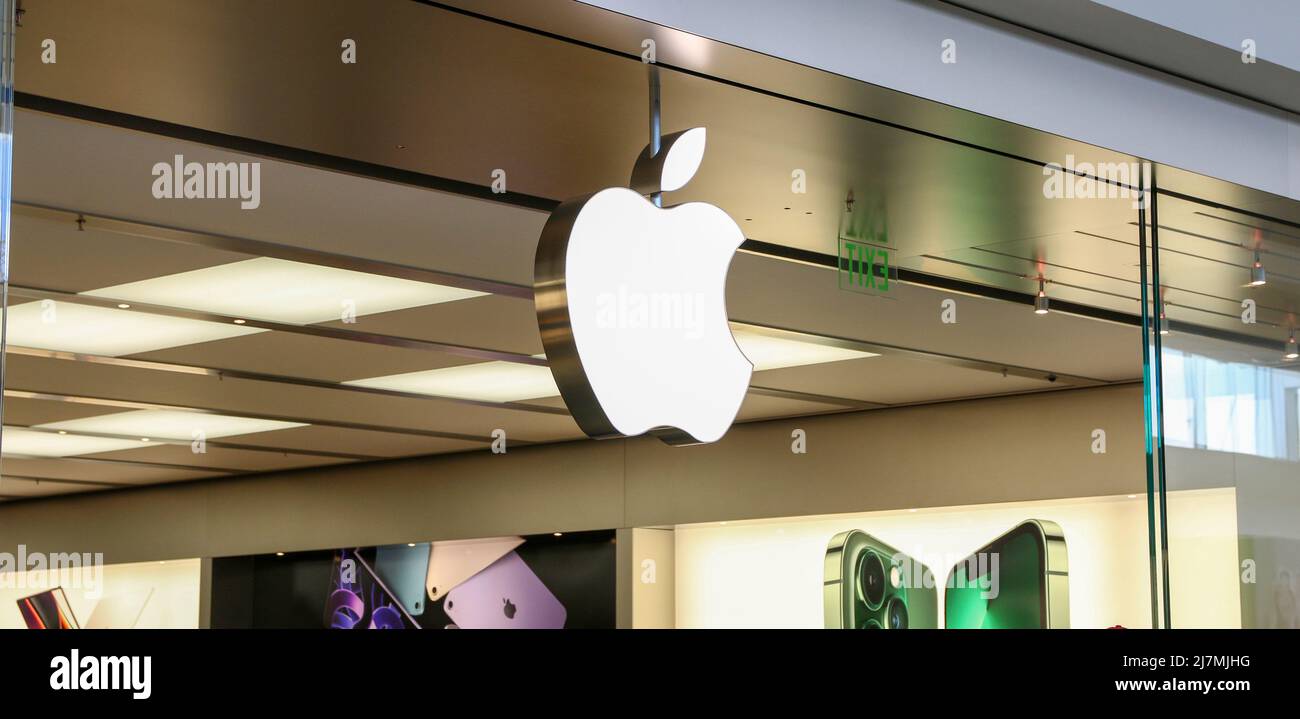 Huntington, New York, USA - 1 May 2022: A light up apple logo at the ...