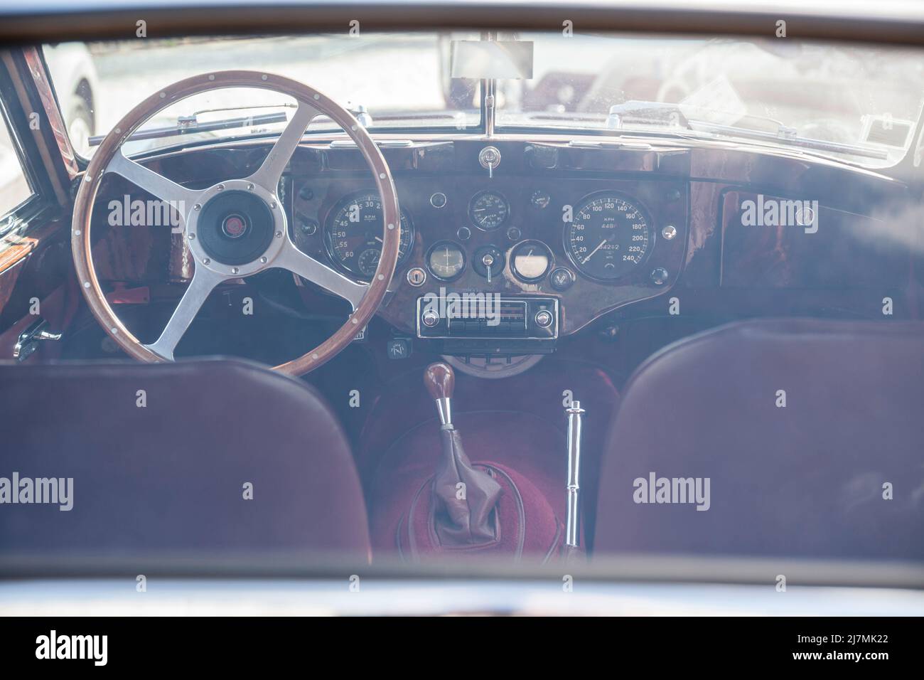 Jaguar leather interior hi-res stock photography and images - Alamy