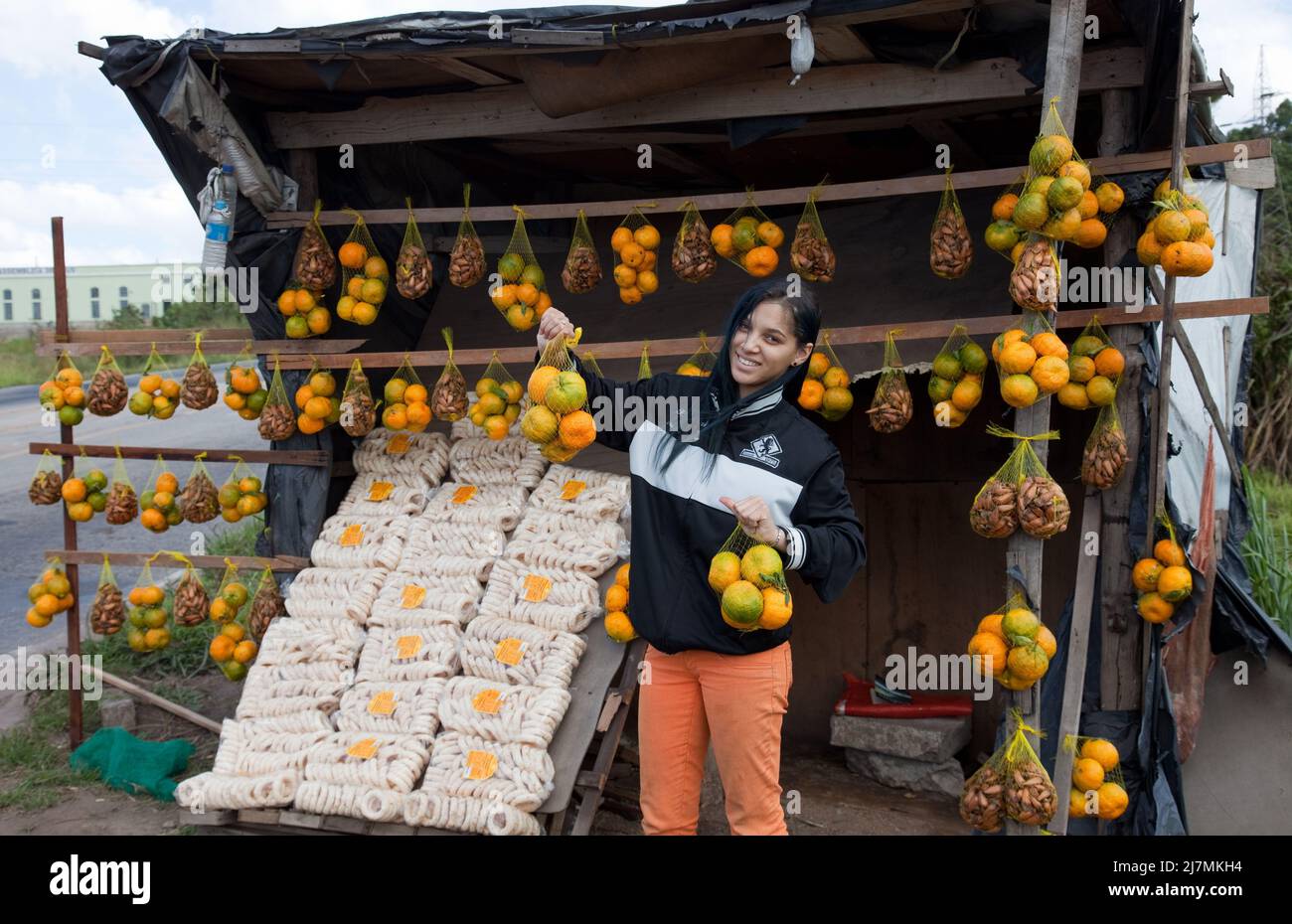 Brazil, orange seller along the highway Stock Photo - Alamy