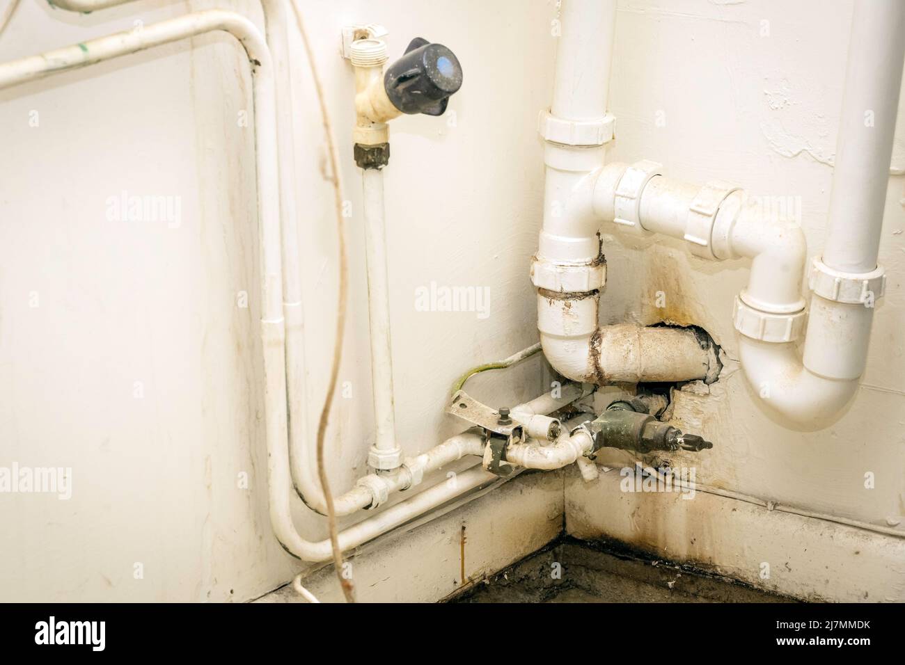 New wallpaper in kitchen room hi-res stock photography and images - Alamy