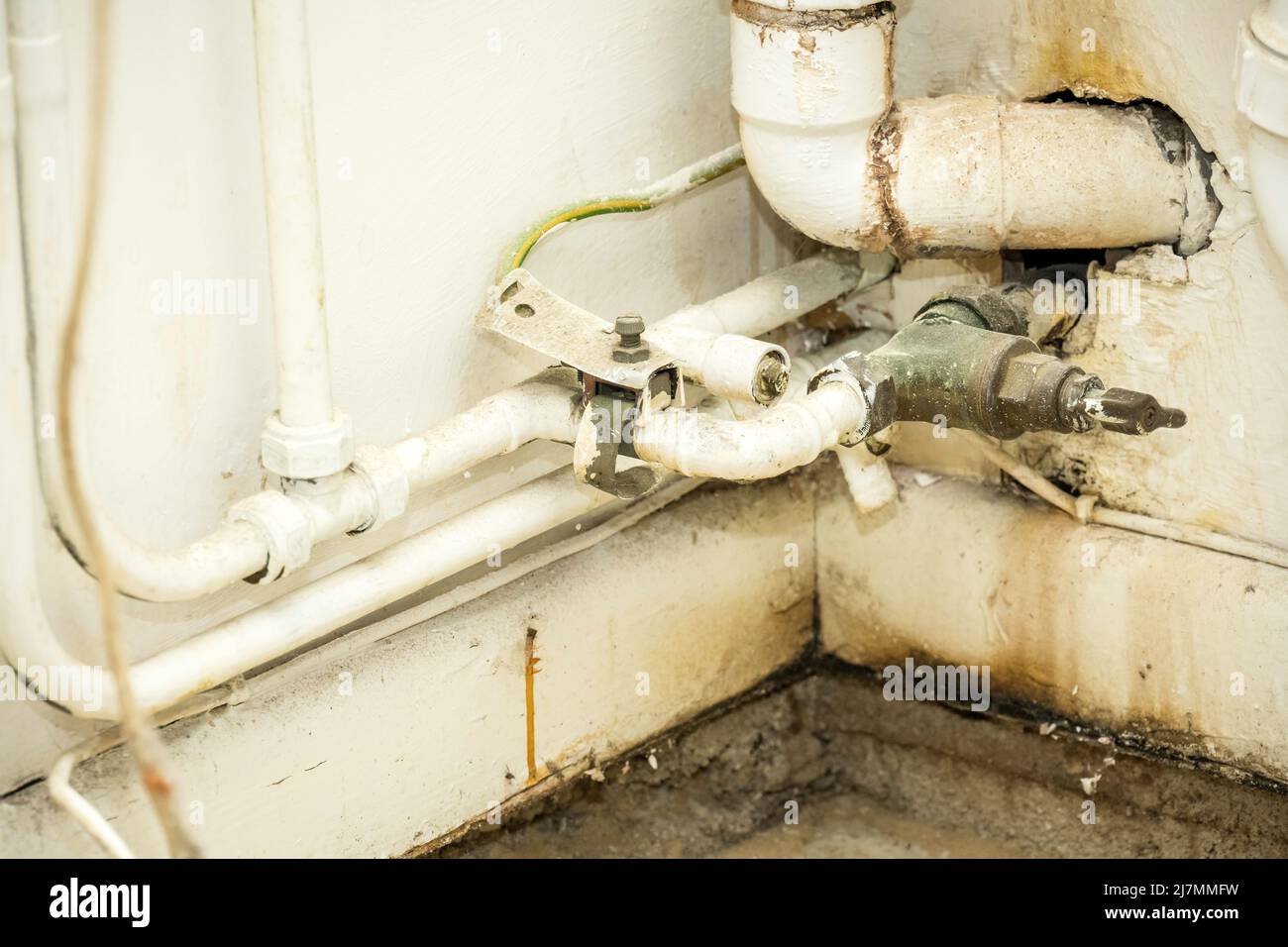 New wallpaper in kitchen room hi-res stock photography and images - Alamy