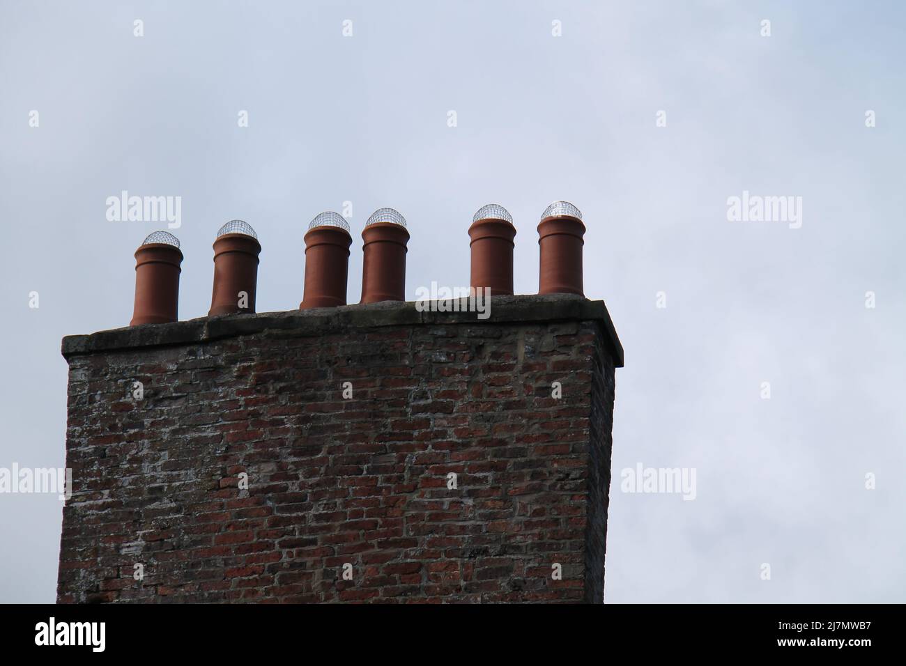 Tall chimney pots hi-res stock photography and images - Alamy