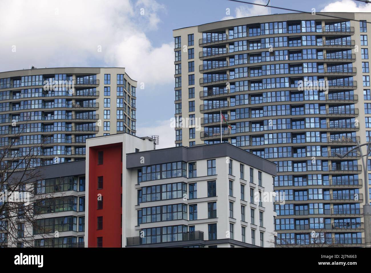 Construction of multi-storey buildings. Modern multi-storey building ...