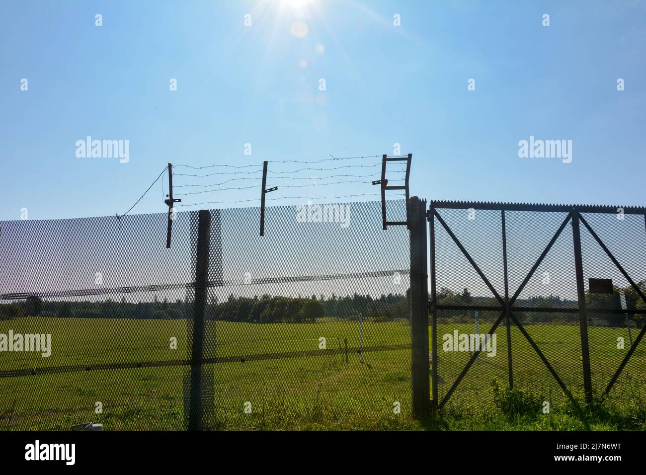 Barbed wire fortifications hi-res stock photography and images - Alamy