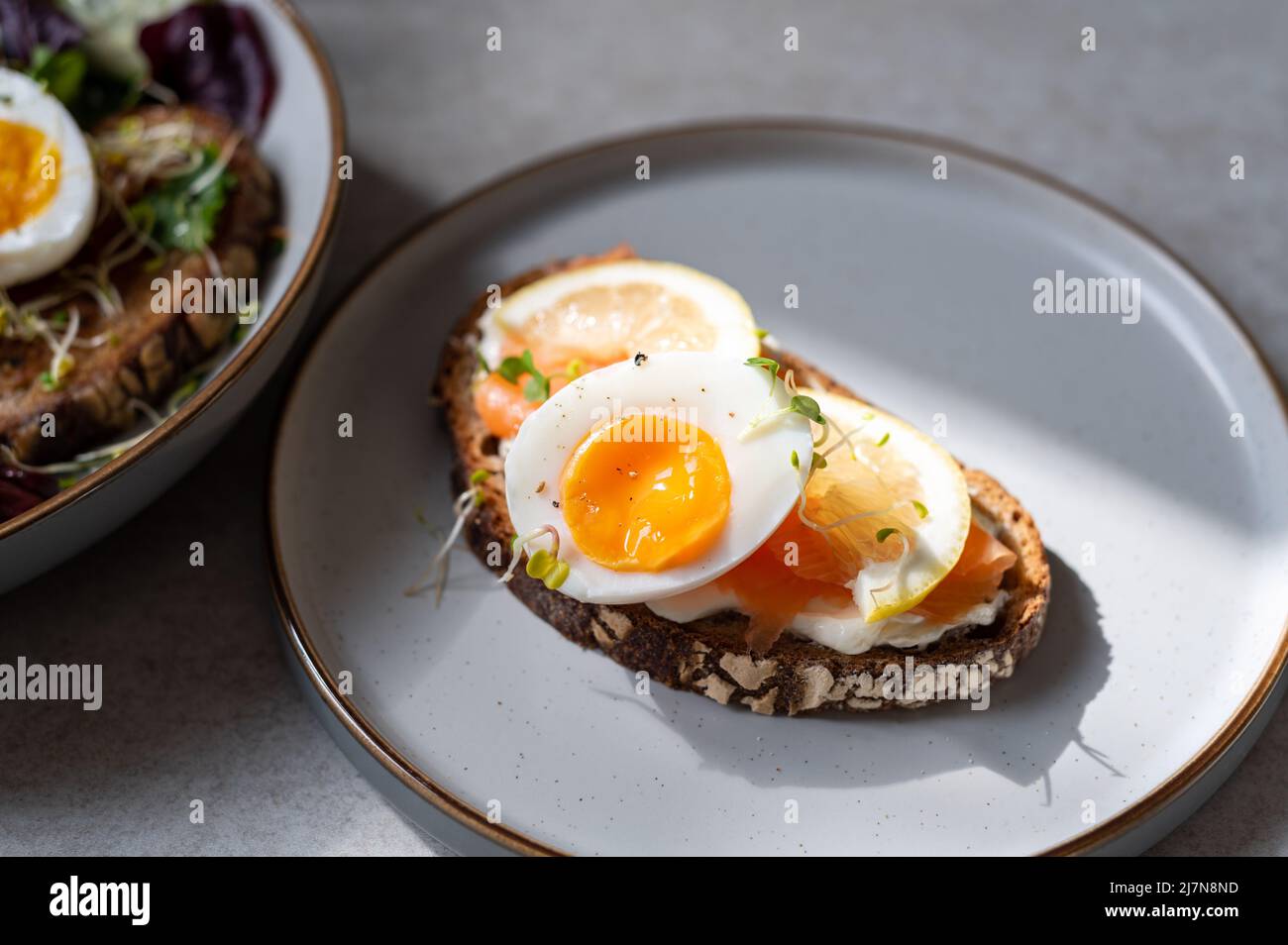 Medium toasted hi-res stock photography and images - Alamy