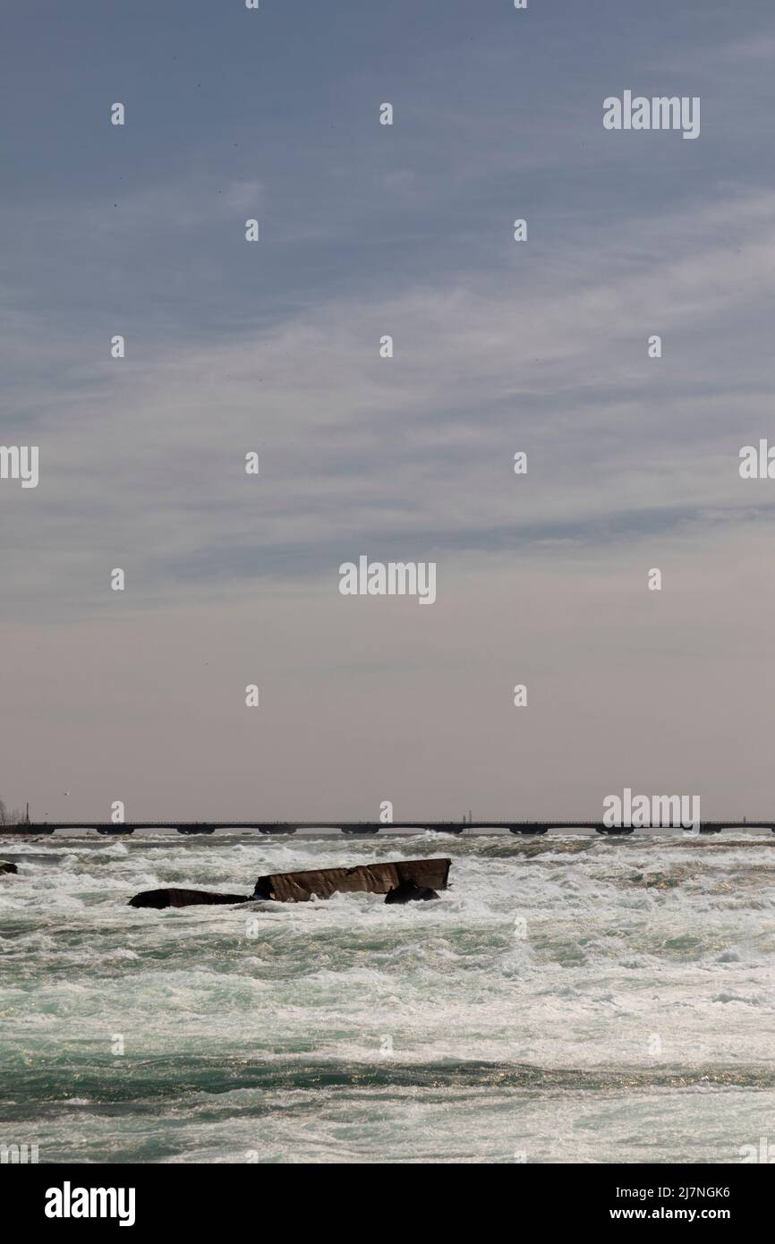 Old scow niagara falls canada hi-res stock photography and images - Alamy