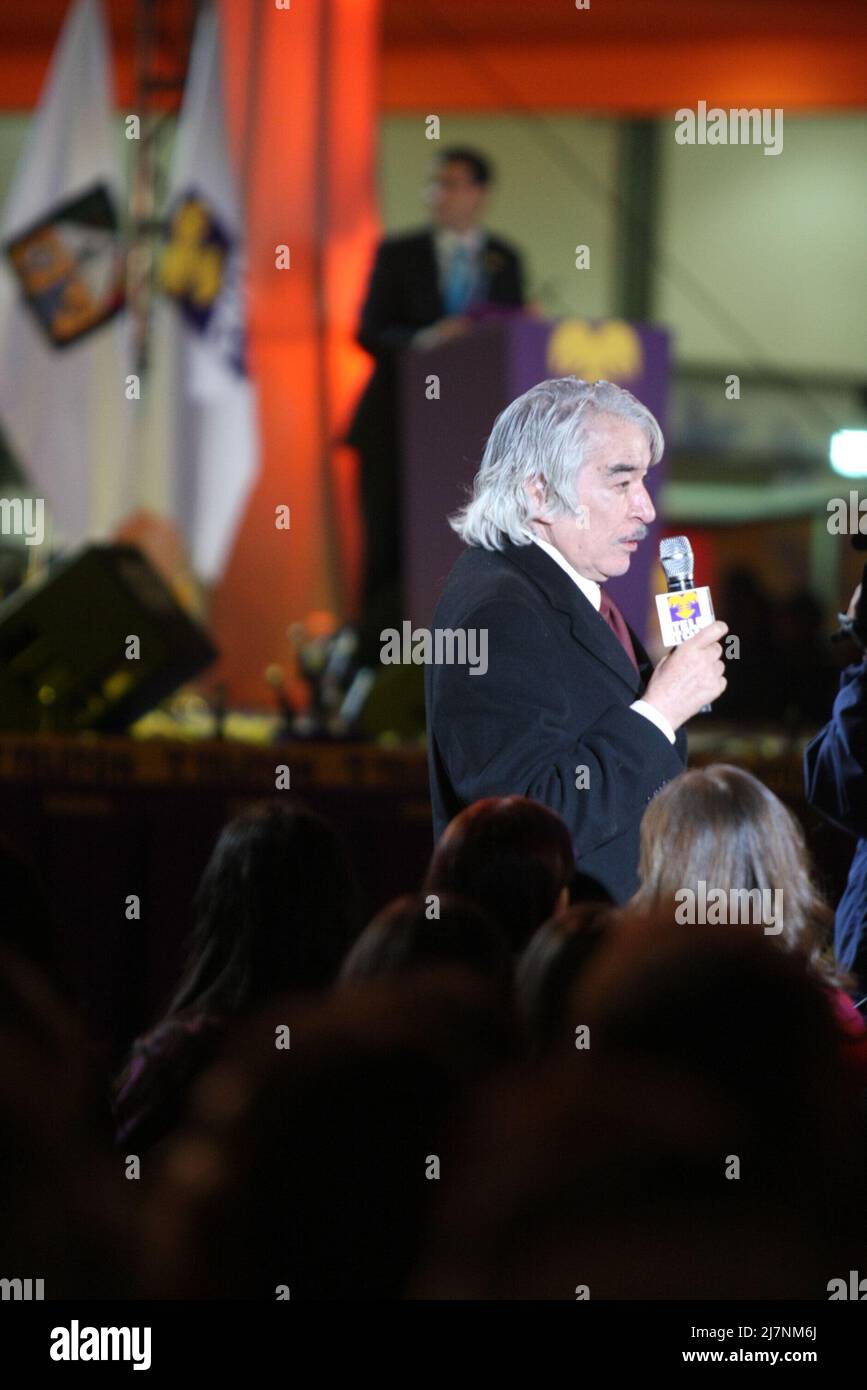 Enrique Rocha actor de Televisa. La esperada Inauguración del nuevo ...