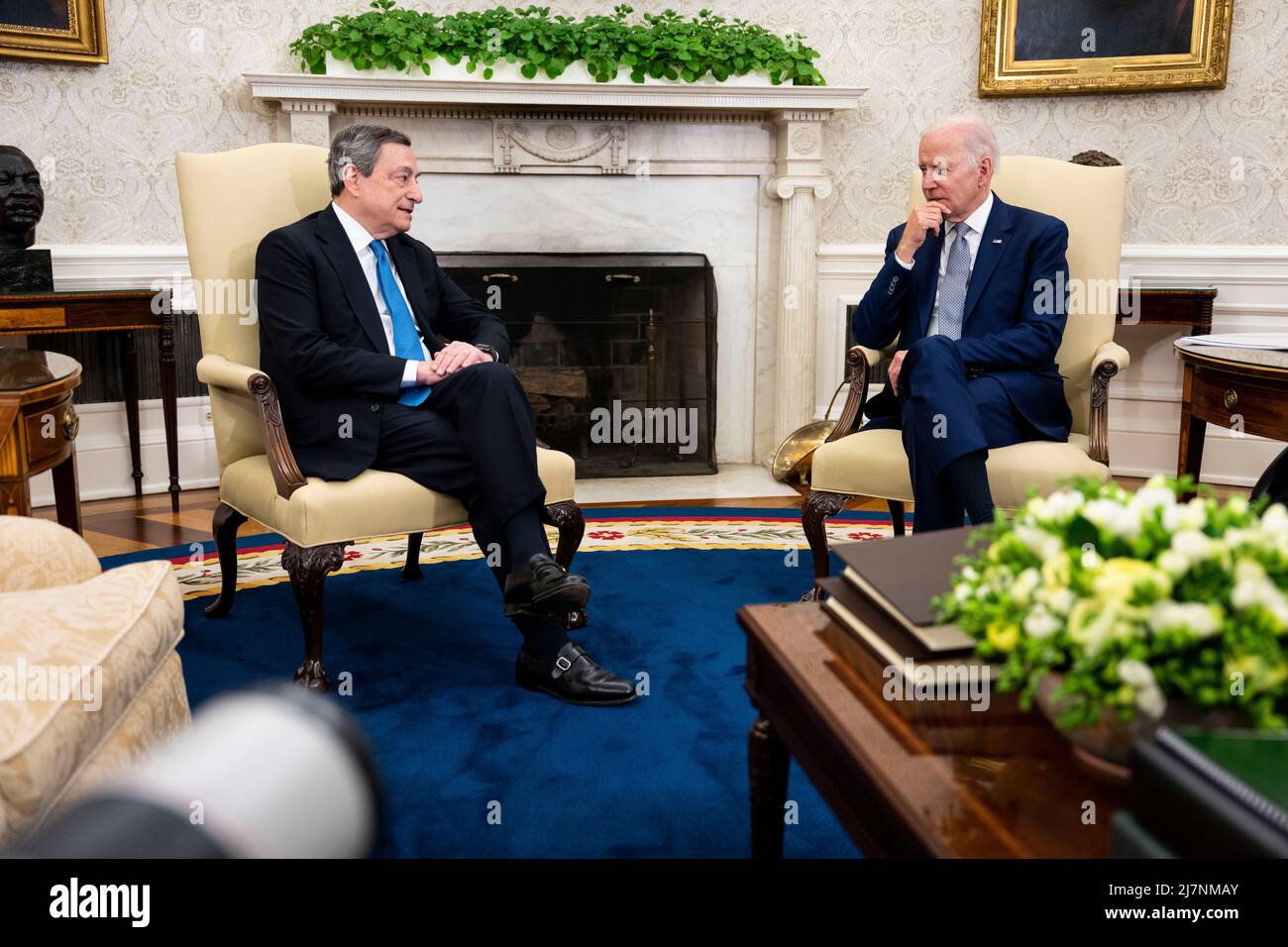 President Biden meets with Prime Minister Mario Draghi of Italy in the ...
