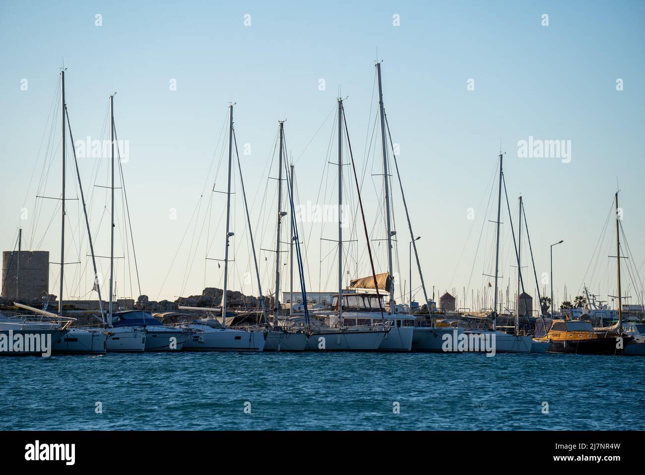 Boat masts in row in a sunny day.in Black and white Stock Photo - Alamy