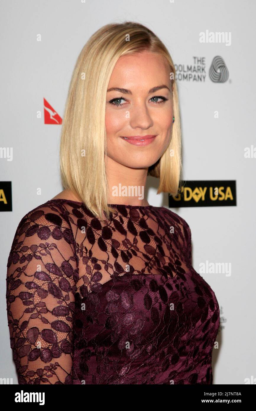 LOS ANGELES - JAN 11: Yvonne Strahovski at the 2014 G'Day USA Los ...