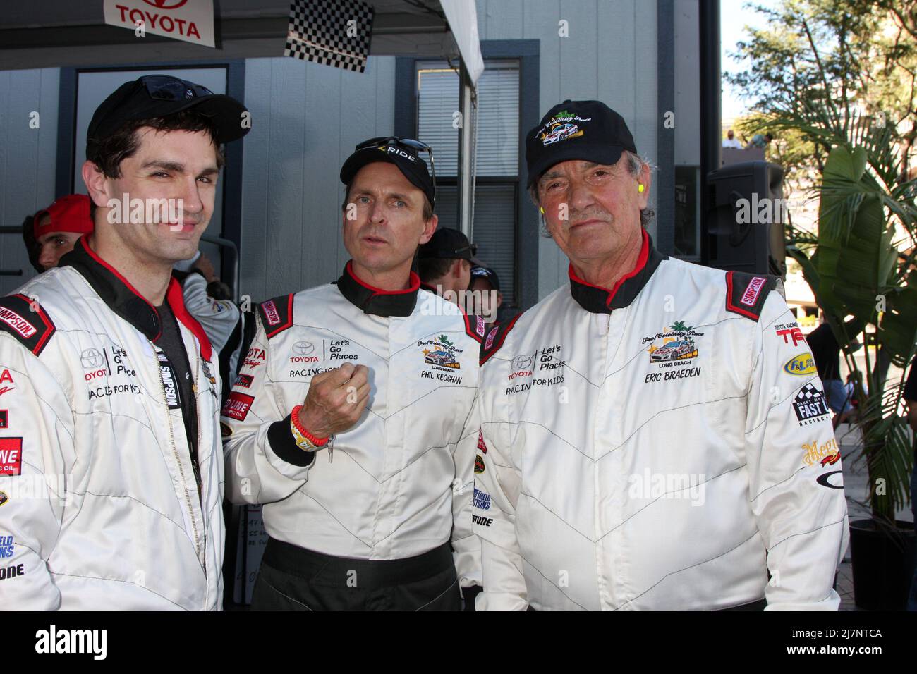 LOS ANGELES - APR 11: Sam Witwer, Phil Keoghan, Eric Braeden at the ...