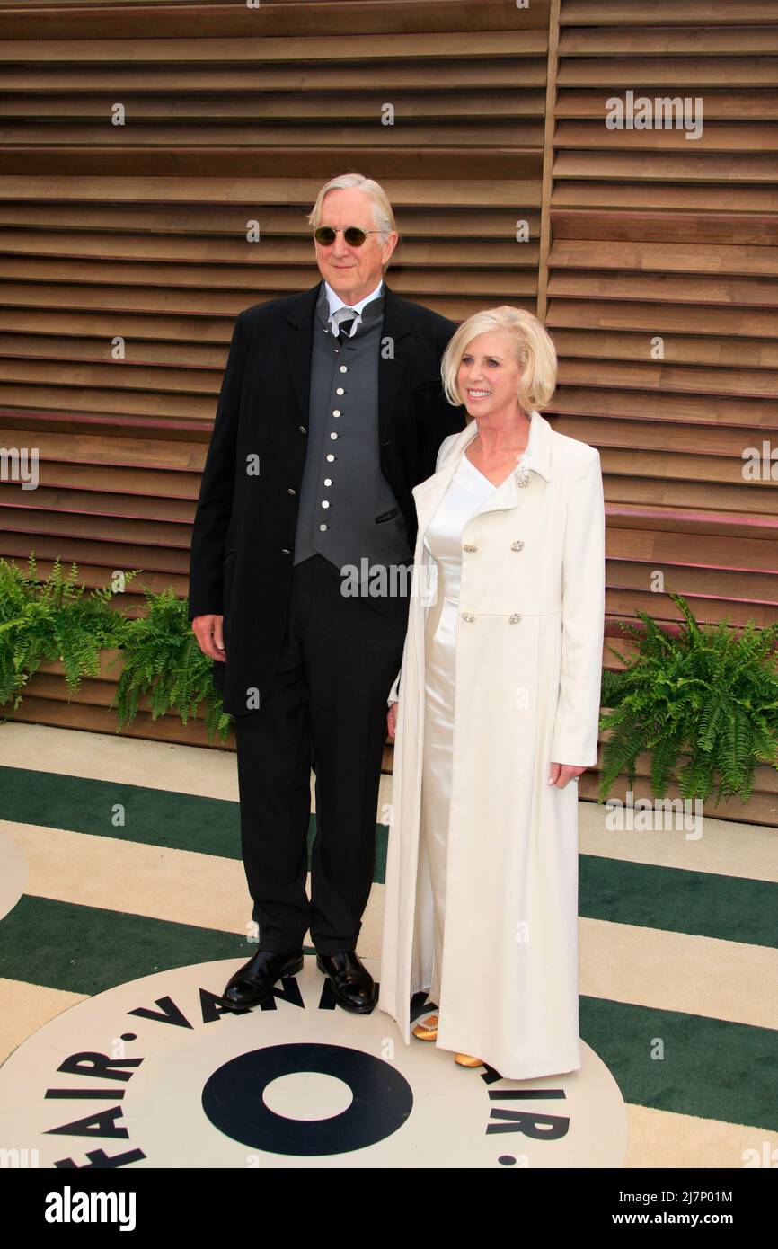 LOS ANGELES - MAR 2: T-Bone Burnett, Callie Khouri at the 2014 Vanity ...