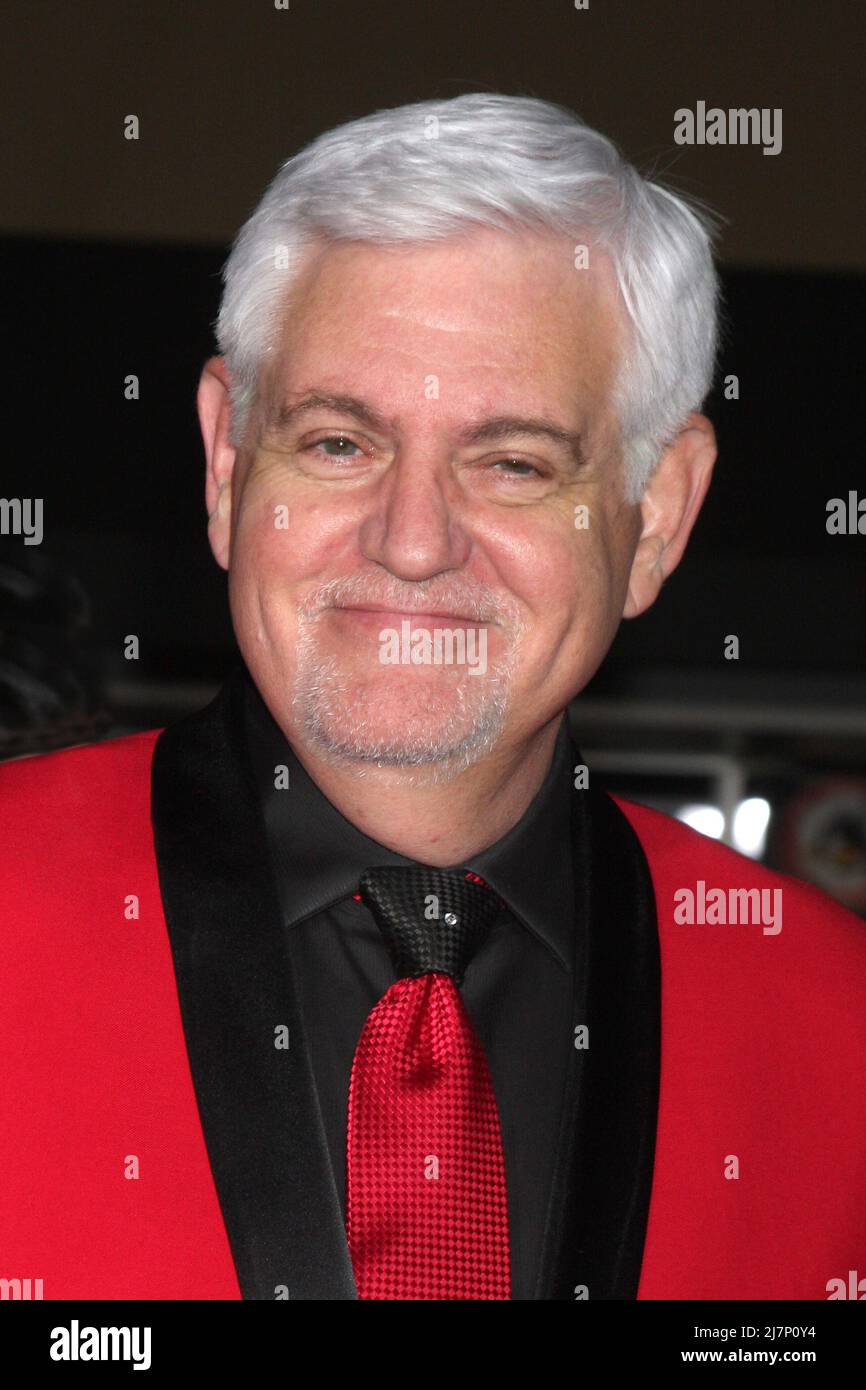 LOS ANGELES - NOV 3: Steve Tom at the Dumb and Dumber To Premiere at ...