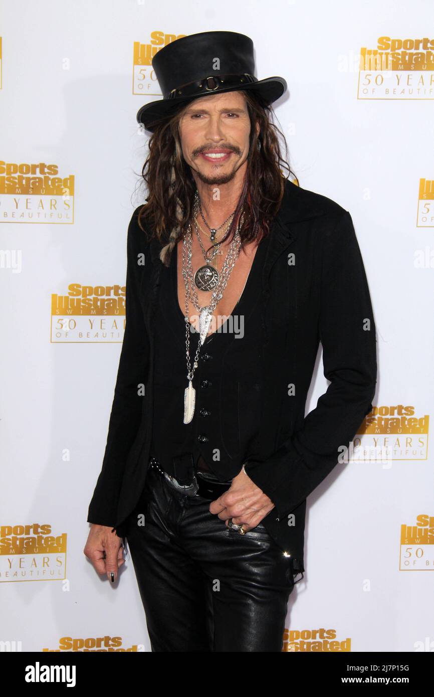 LOS ANGELES - JAN 14: Steven Tyler at the 50th Anniversary Of Sports ...