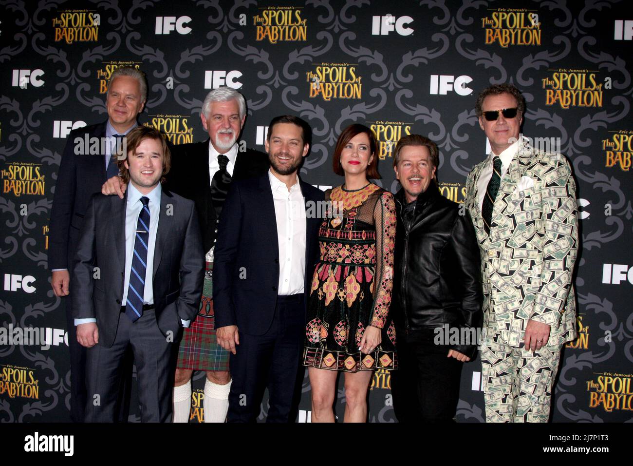 LOS ANGELES - JAN 7: Tim Robbins, Haley Joel Osment, Steve Tom, Tobey ...