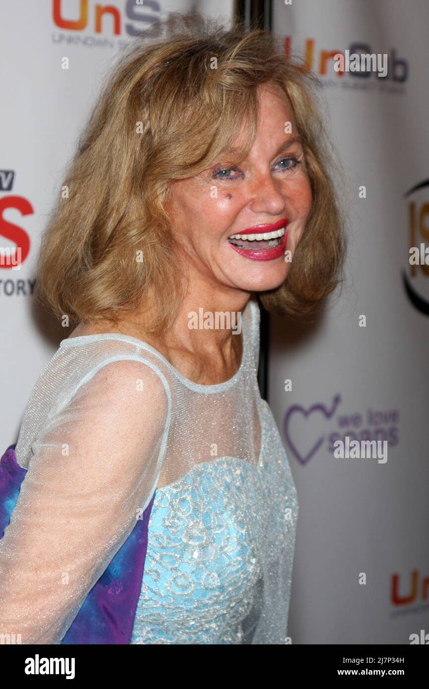 LOS ANGELES - APR 2: Sharon Farrell at the 2014 Indie Series Awards at ...