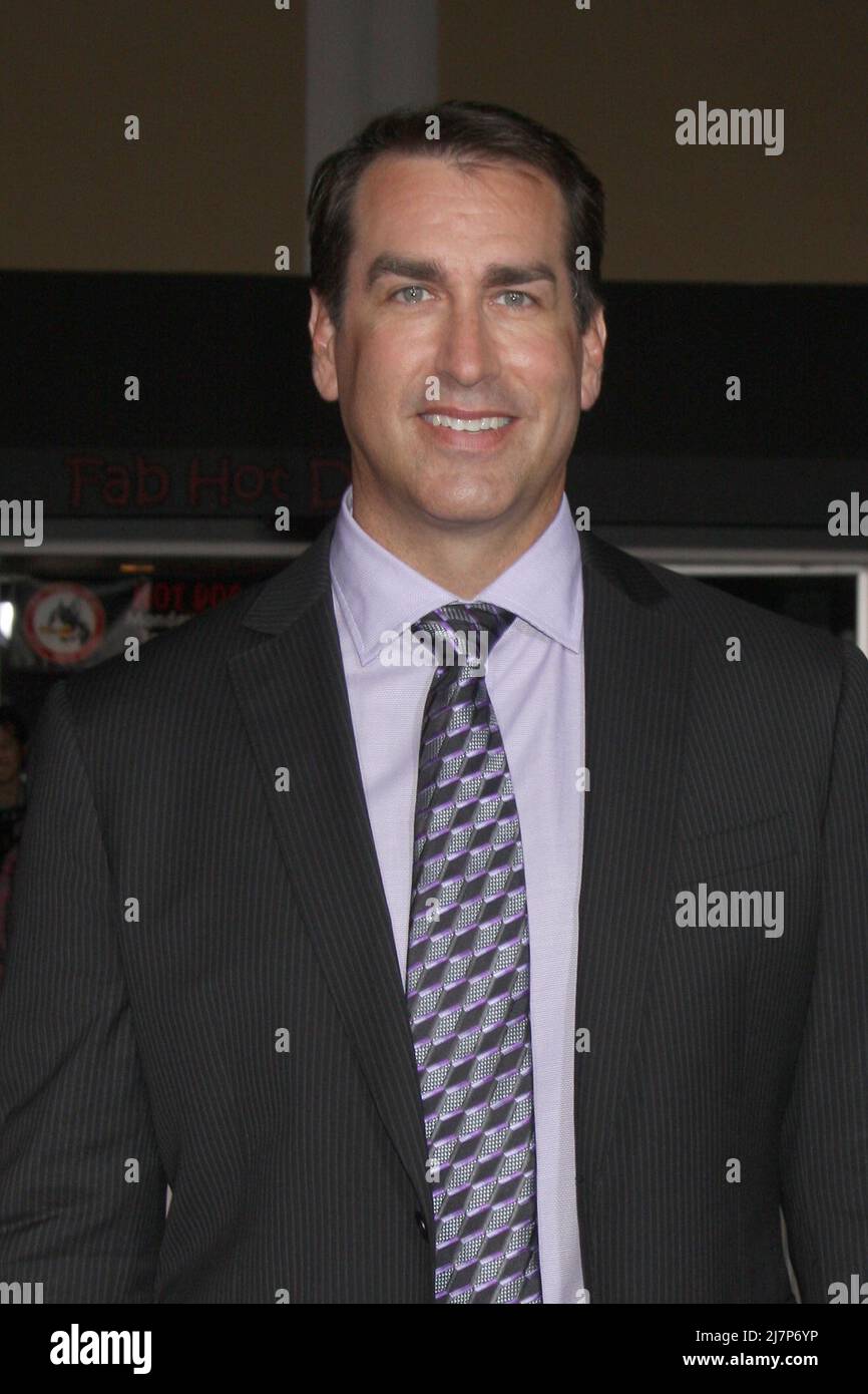 LOS ANGELES - NOV 3: Rob Riggle at the Dumb and Dumber To Premiere at ...