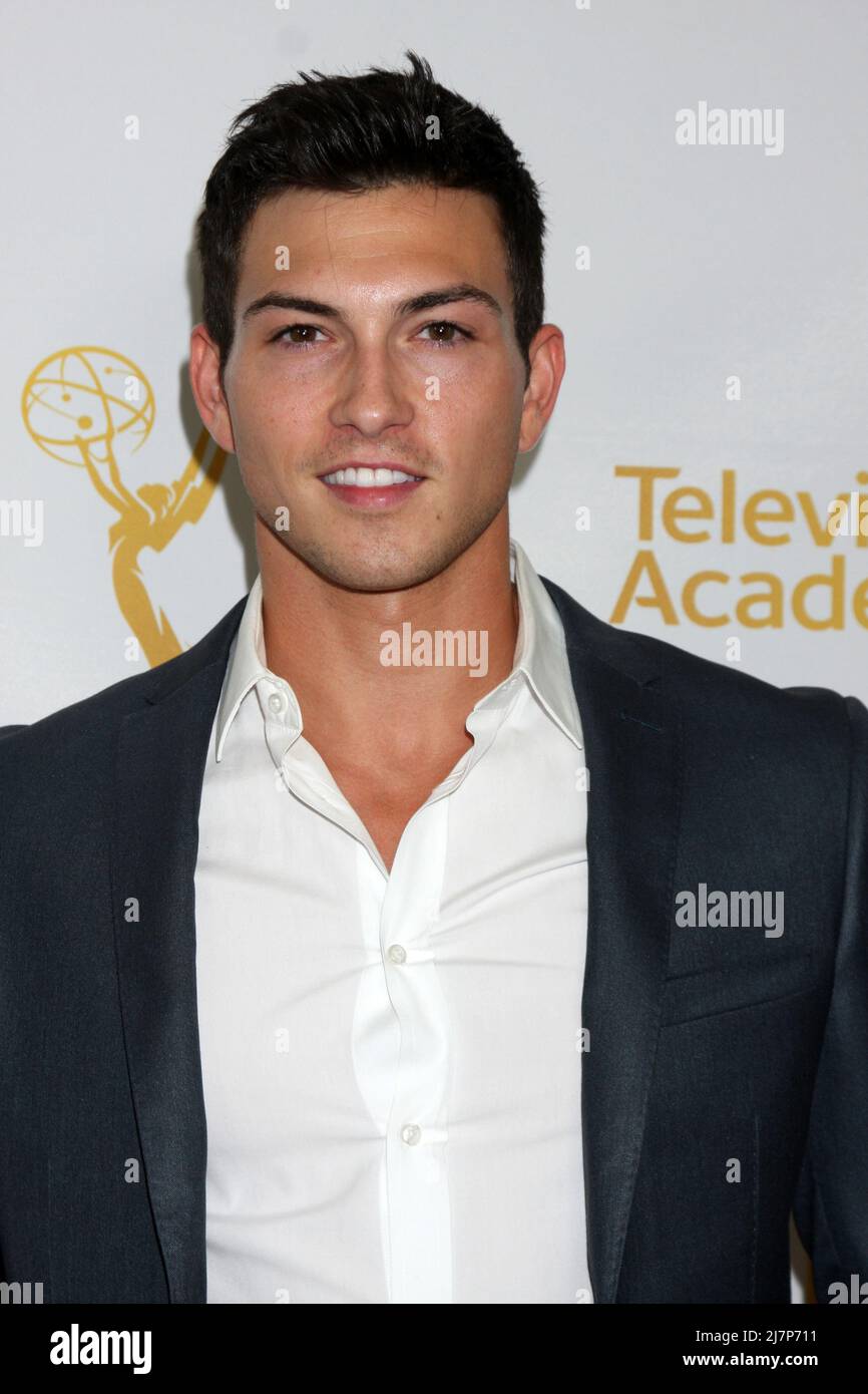 LOS ANGELES - JUN 19: Rob Scott Wilson at the ATAS Daytime Emmy ...