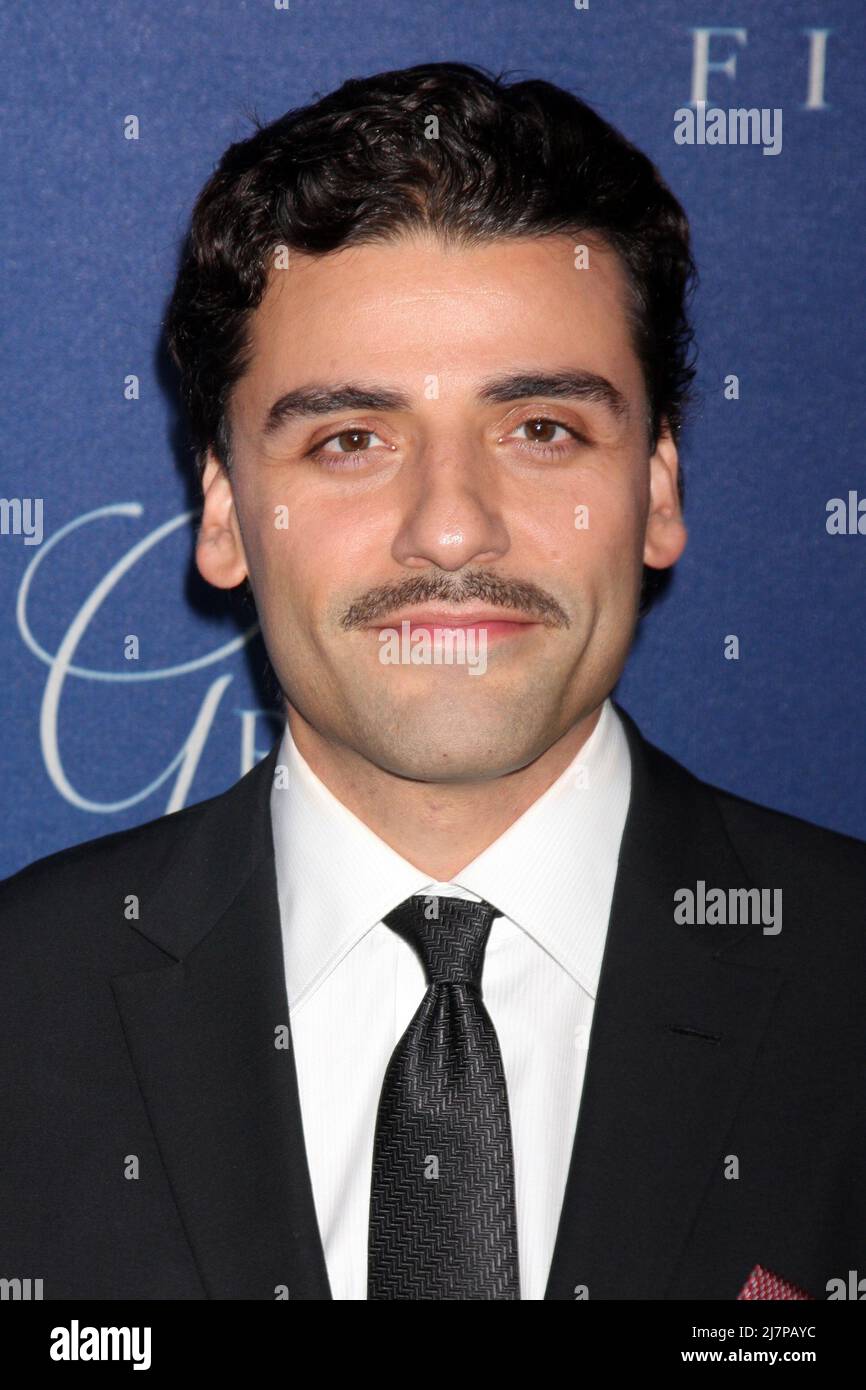 LOS ANGELES - OCT 8: Oscar Isaac at the Princess Grace Foundation Gala ...